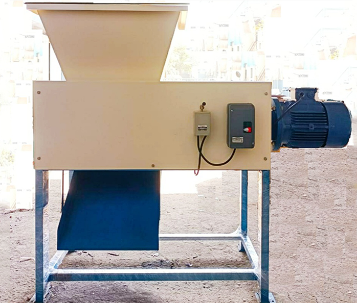 Single-Shaft Shredder Machine – EnvCure Technocrat LLP